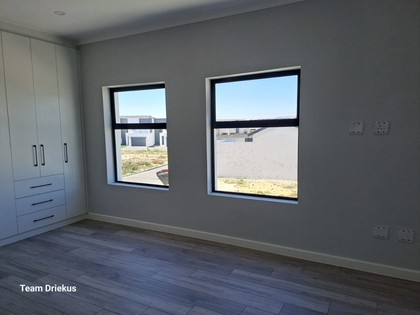 New Sandown Development – 4 Bedroom House – RXAW-18082 – Adri Marais